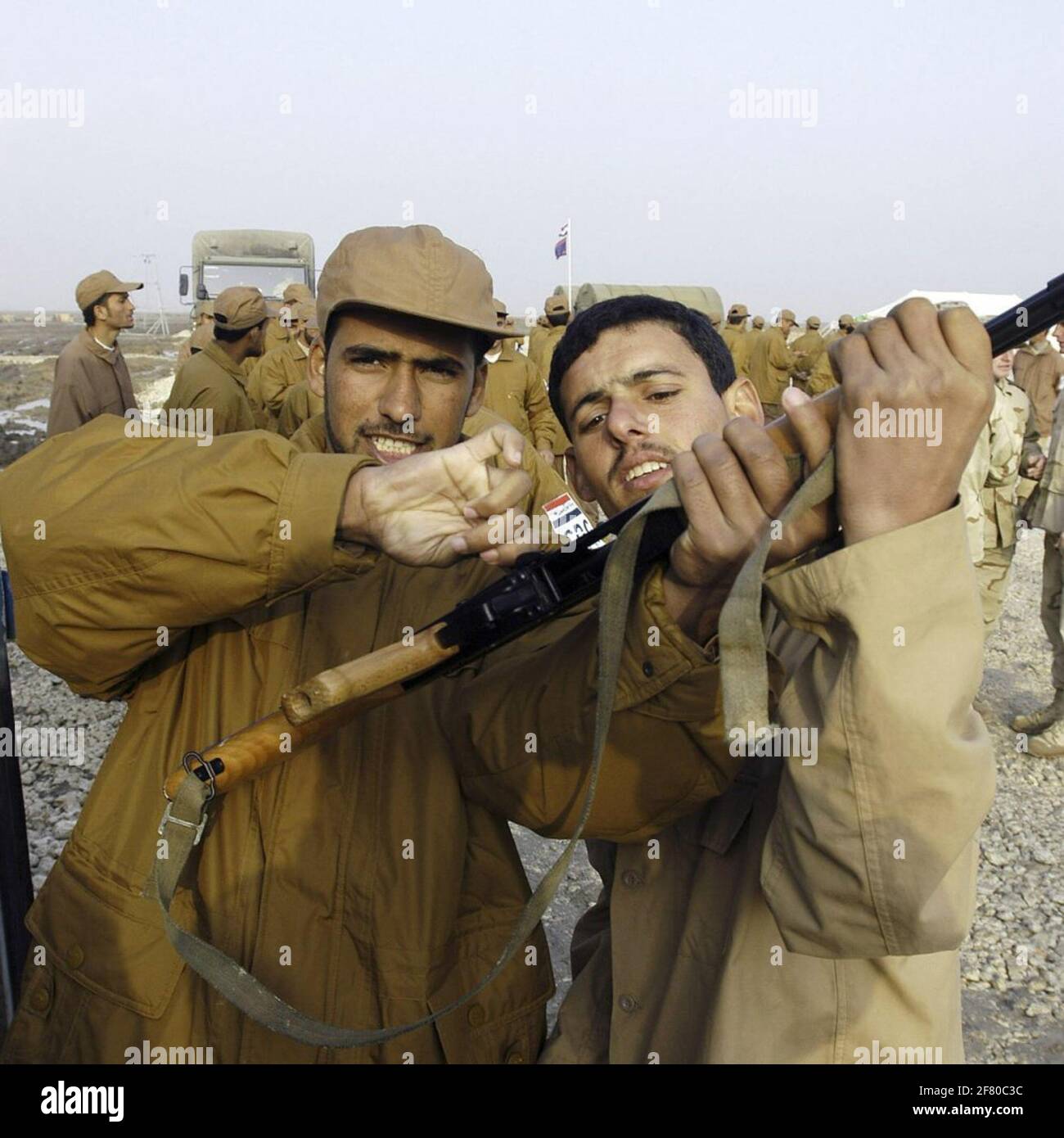 Iraq, AS SAMAWAH, CAMP LENNOX, JANUARY 25, 2004 © Jens Grijpstra, Royal ...