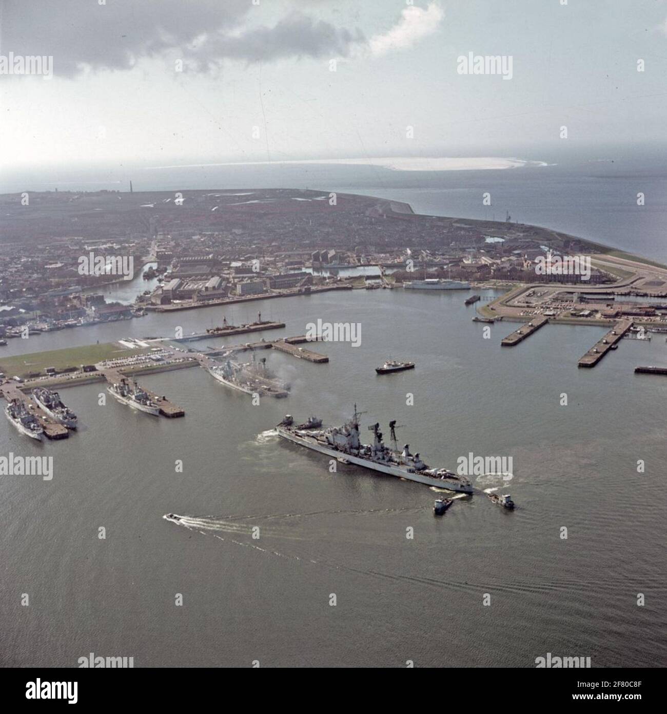 Cruiser Hr.Ms. The Seven Provinces (1954-1975 Stock Photo - Alamy