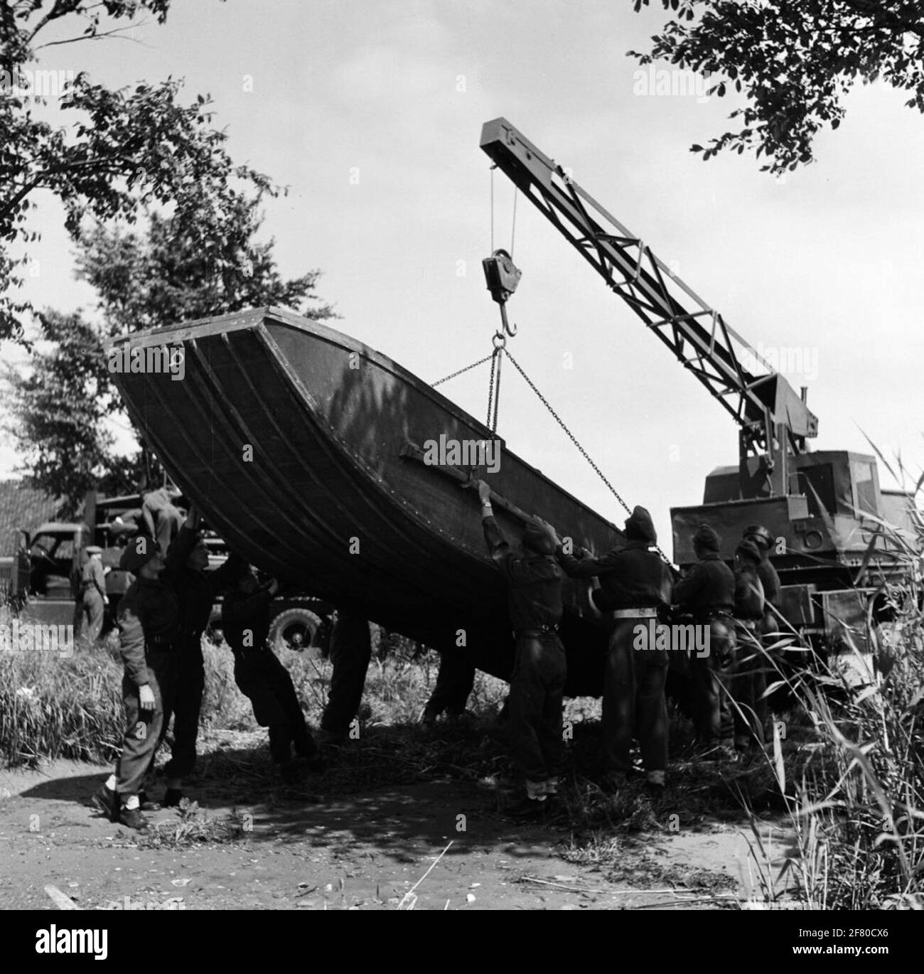 Exercise Pontonniers 2nd Regiment Genie, Papendrecht Stock Photo - Alamy