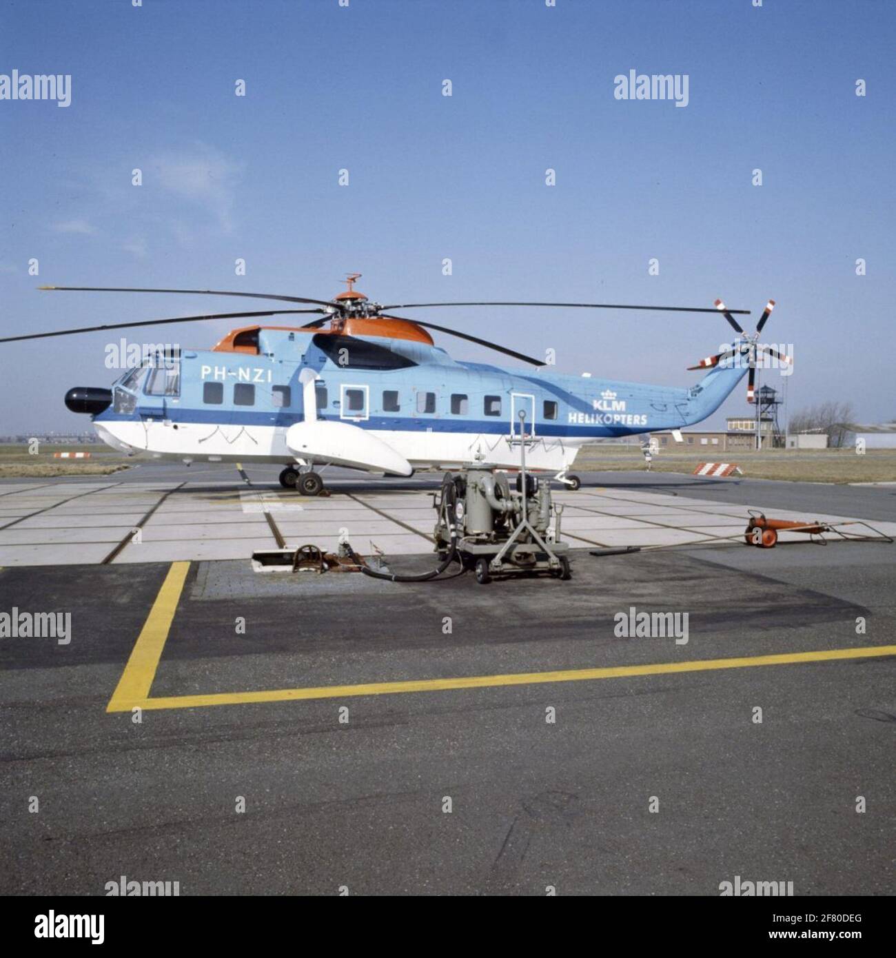 A Sikorsky S-61 helicopter of KLM for passenger transport to and from ...