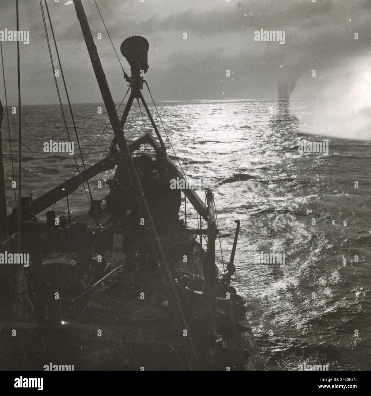 Fore ship hi-res stock photography and images - Alamy