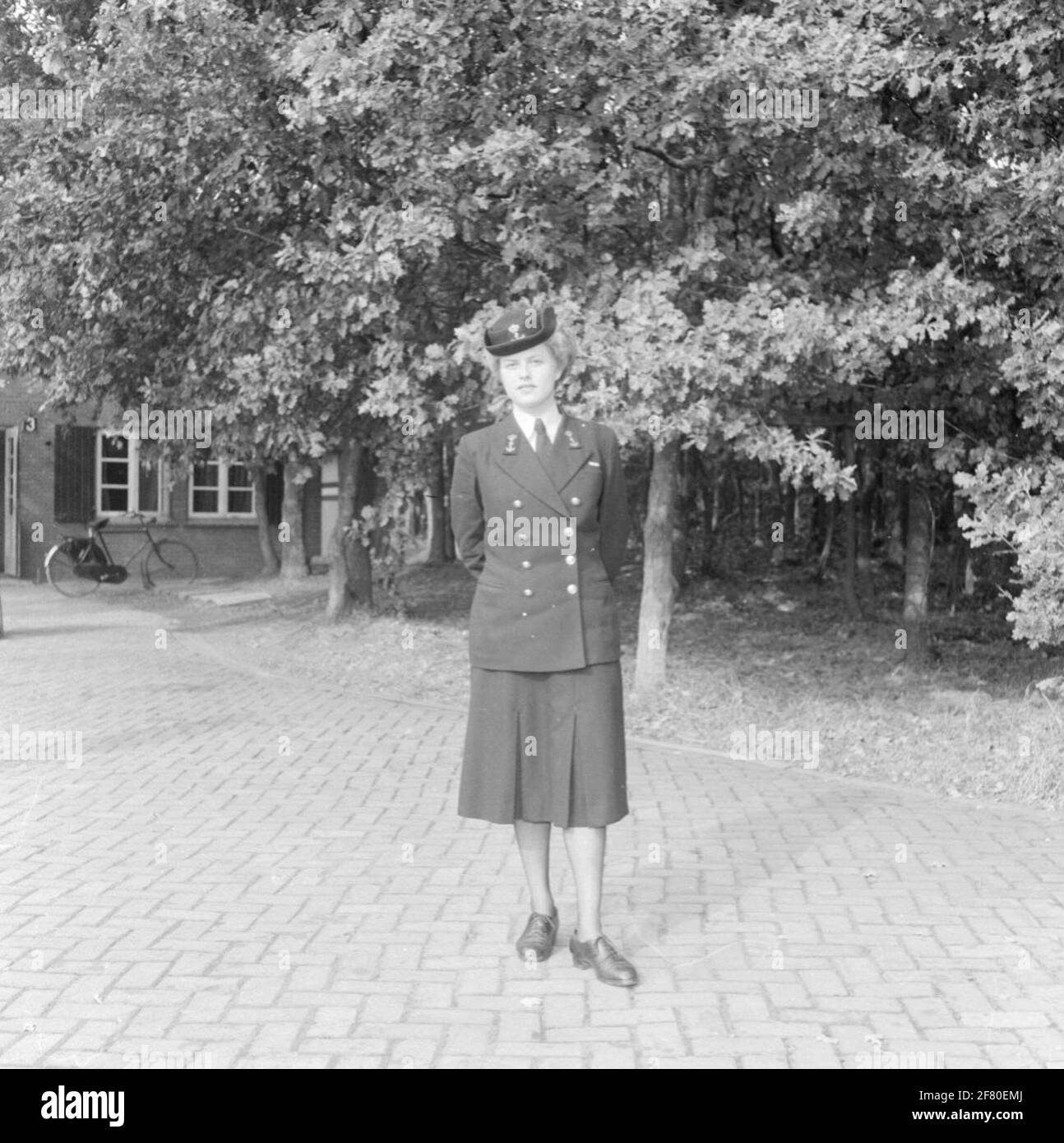 New (Barathea) Uniform for shovelings in training as an officer of the ...