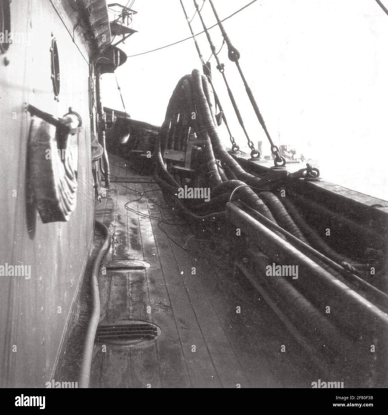 World war ii dutch navy hi-res stock photography and images - Alamy