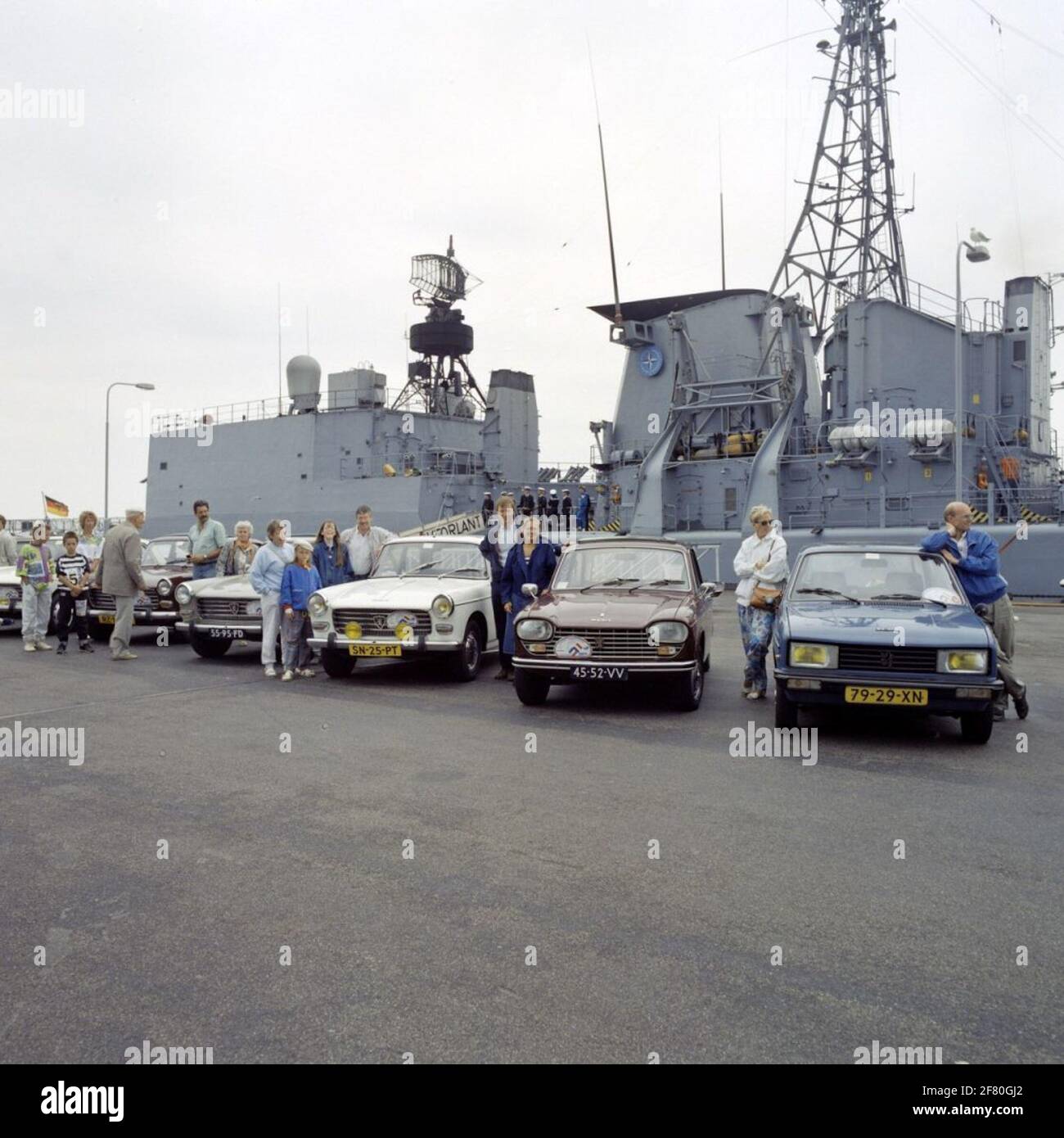 Rheinland pfalz frigate hi-res stock photography and images - Alamy
