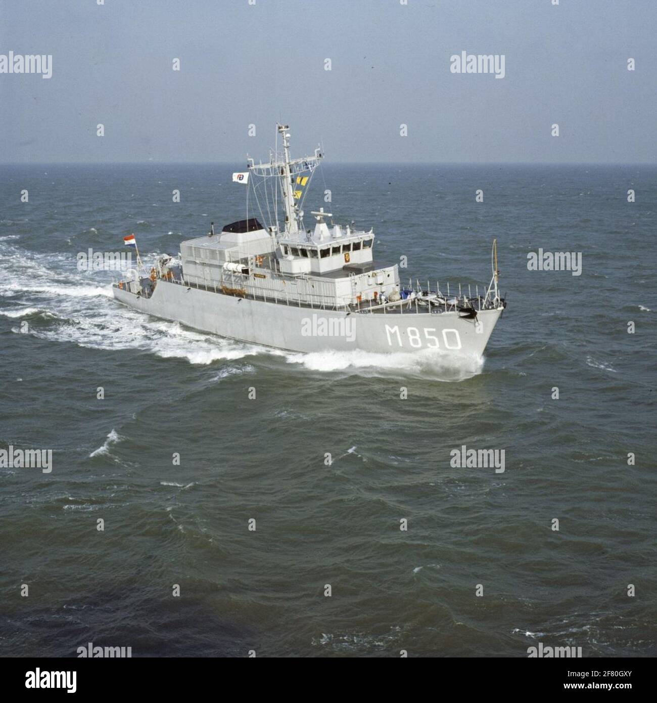 The mine hunter Hr.Ms. Alkmaar (1983-2000 Stock Photo - Alamy