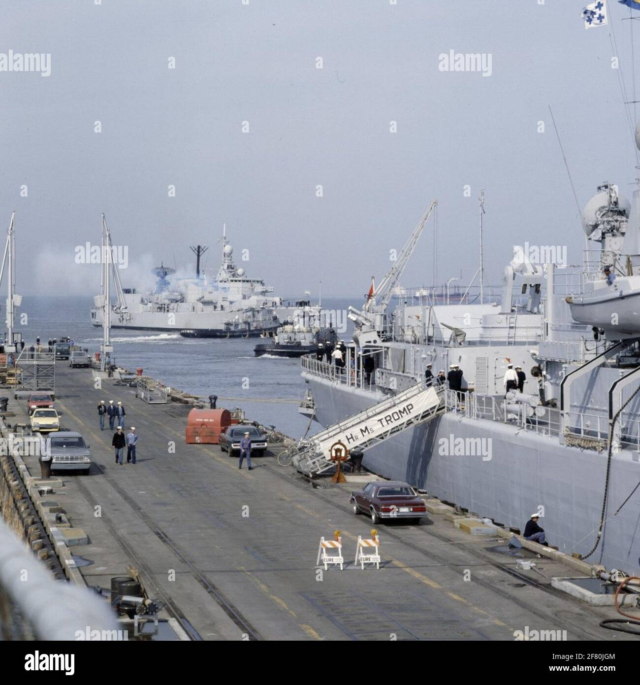 The GW frigate Hr.Ms. Tromp (1975-1999) to a jetty in Den Helder with ...