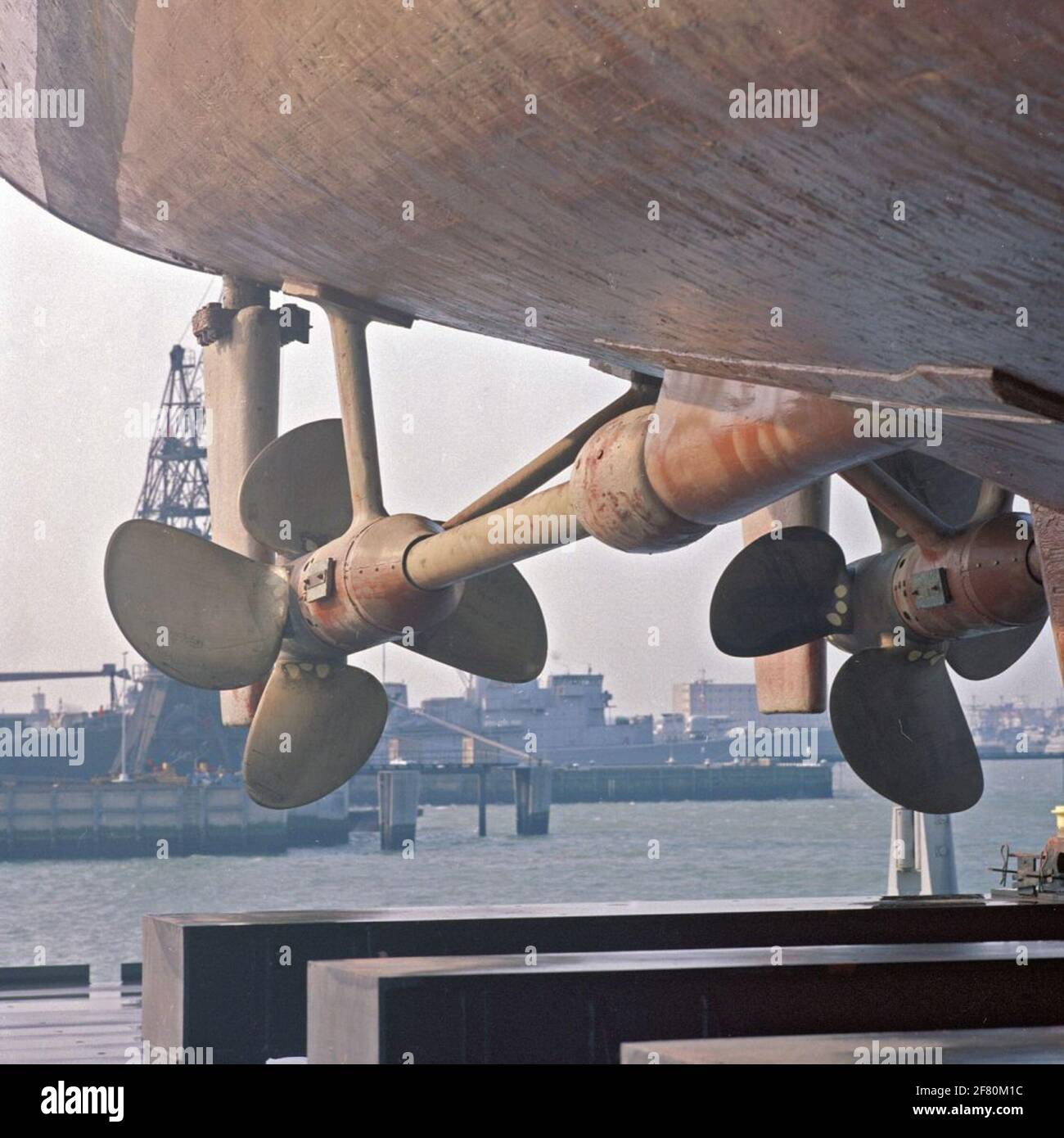 A coastal mine sweep from the Dokkum class (1955-1996) on the ships ...