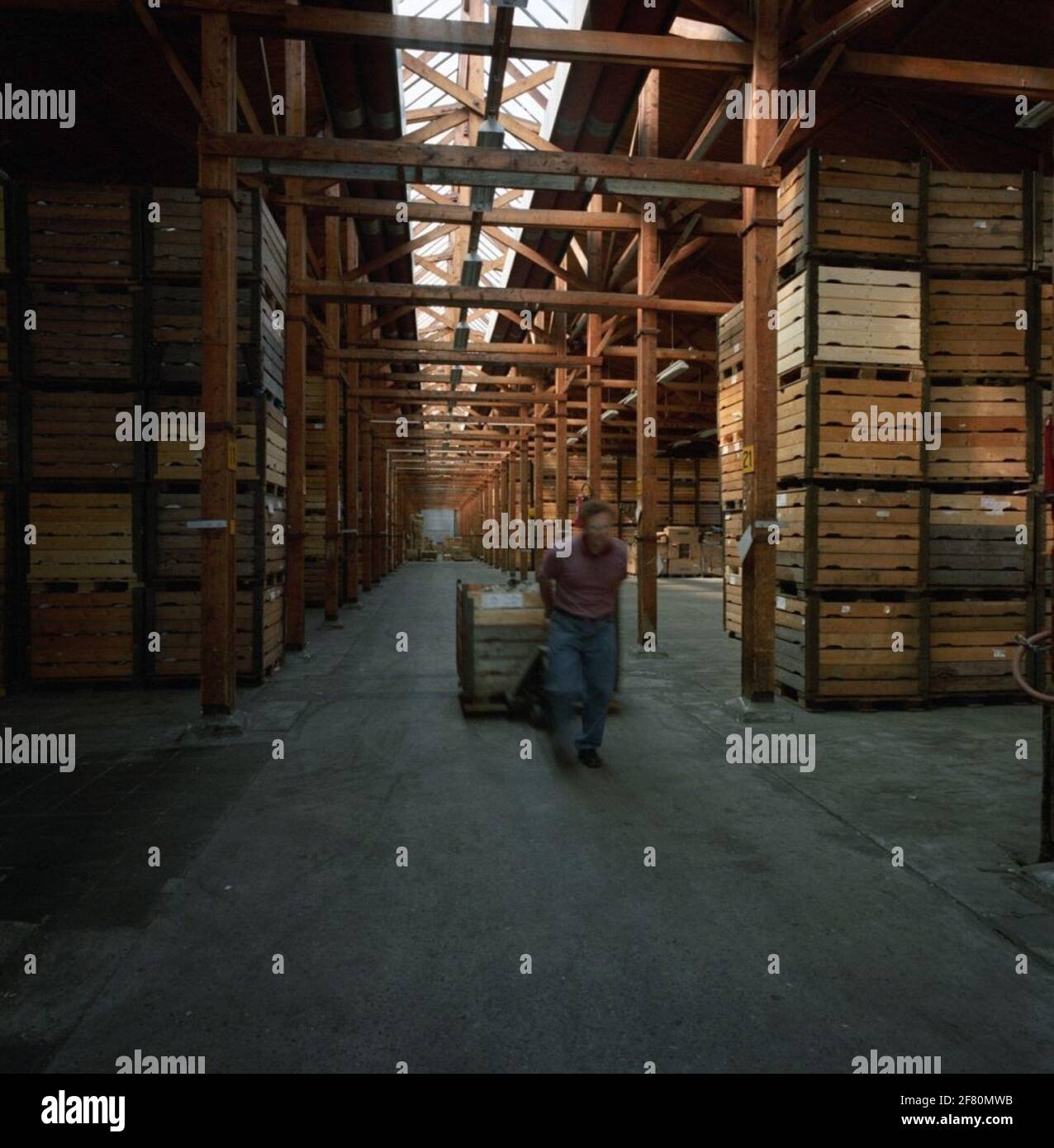 Work in 637 Intendance Central Workshop in Woerden. A warehouse ...