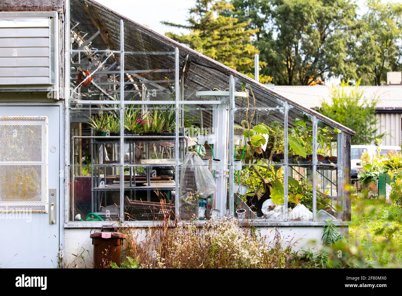 Angled construction hi-res stock photography and images - Alamy