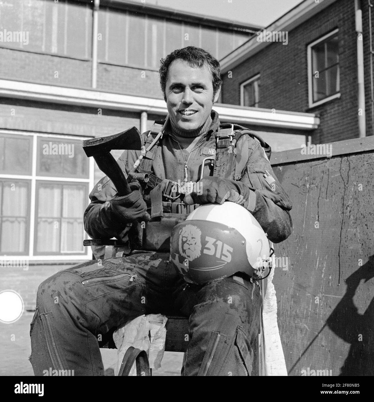 Captain kite a.g.m. (FONS) Hemmelder has completed the 1000 hours with ...