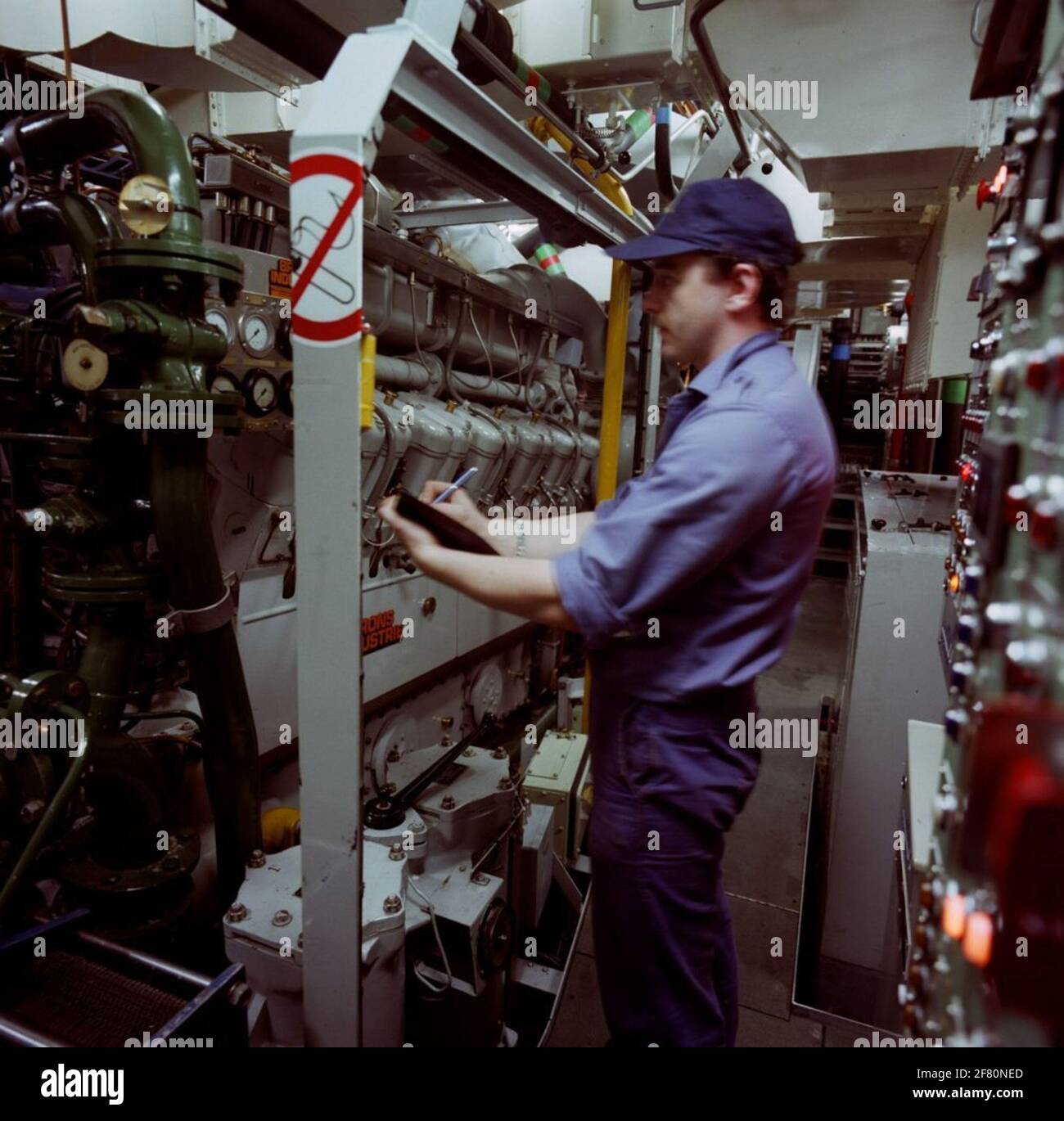 The engine room aboard a tripartite mine hunter from the Alkmaar class ...