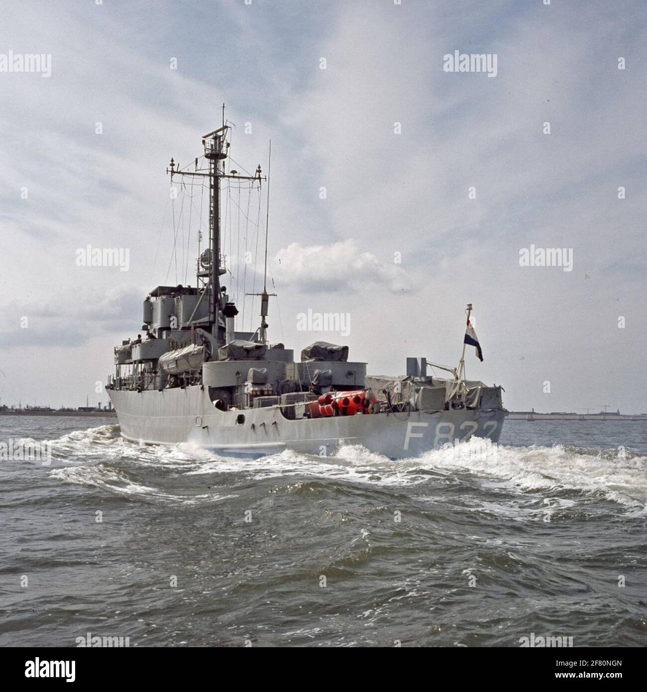 The predator class frigate hr.ms. Jaguar (ex-US PCE 1609, 1954-1983 ...