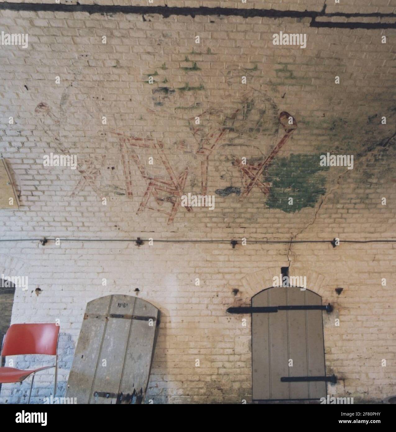 The 'work on the short way' with here an interior drawing of mobilized ...