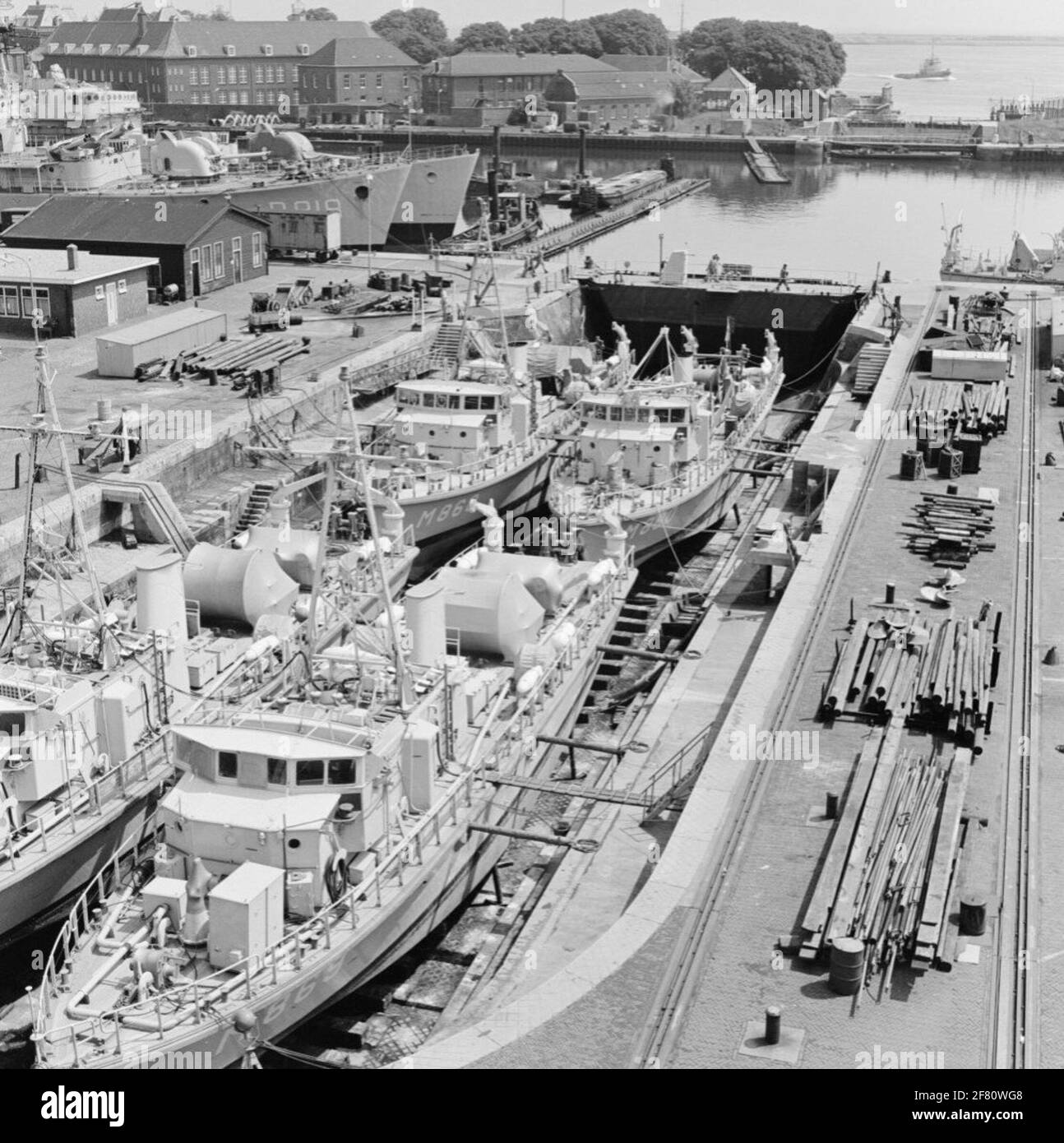 Shriep water mine sweeps in dock Stock Photo - Alamy