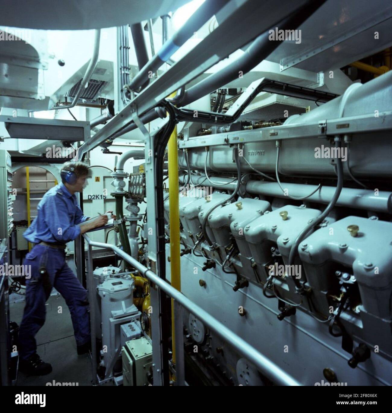 The engine room aboard a tripartite mine hunter from the Alkmaar class ...
