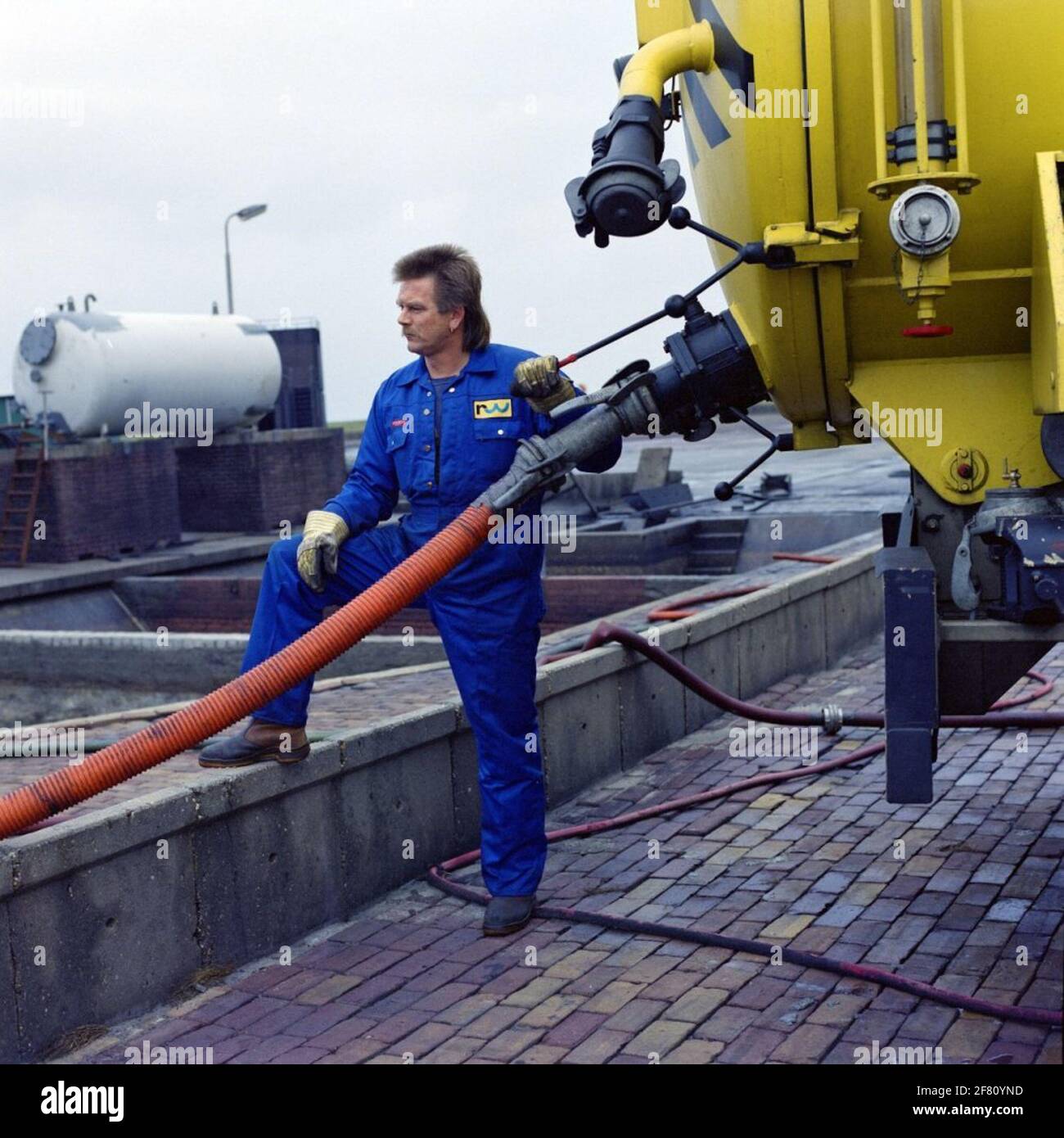 Emptying and cleaning the waste tanks of the NBCD school the pyromaniac ...