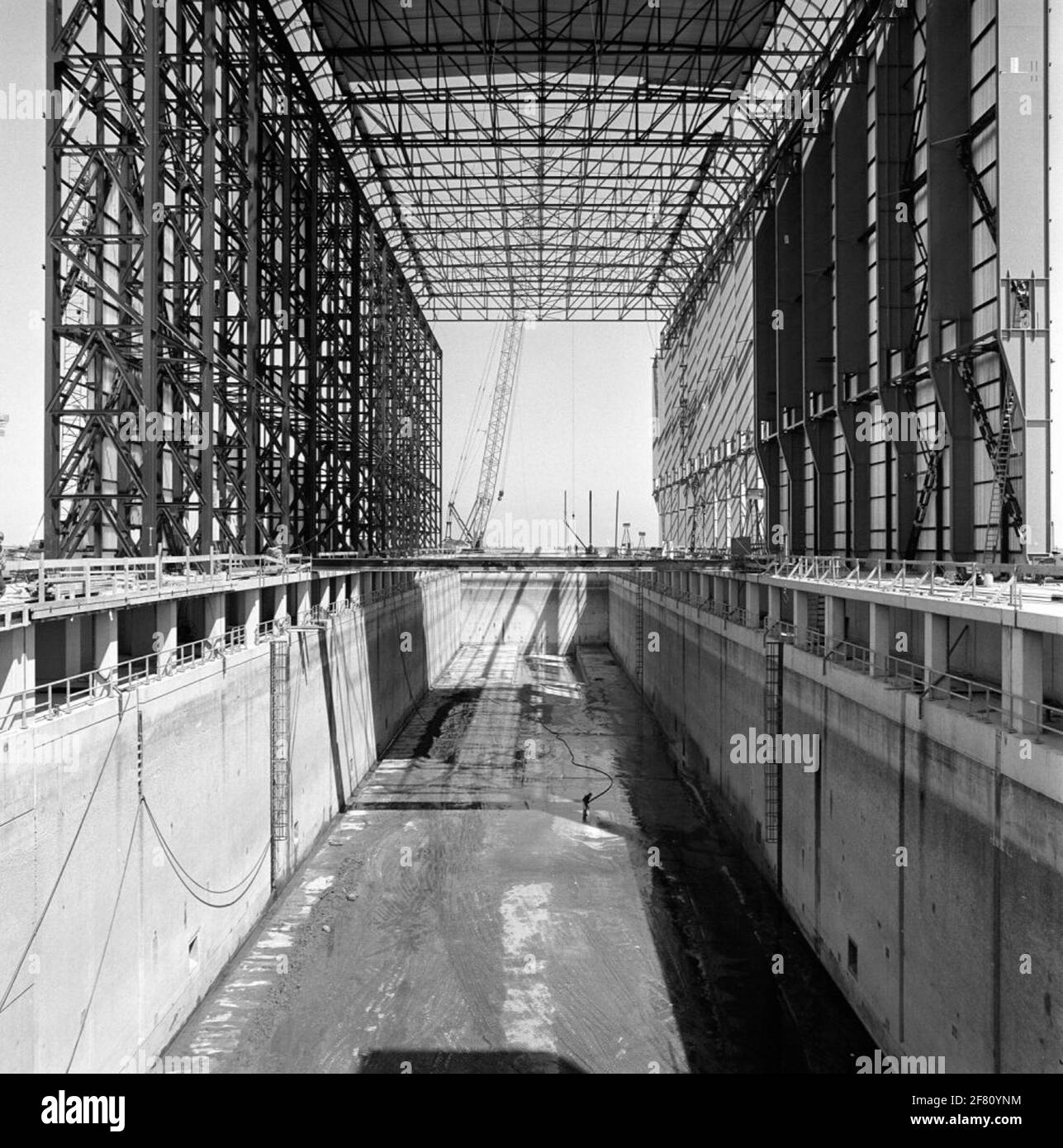 The new covered Fregattendok (DOK 6, also called the new dock) of the ...