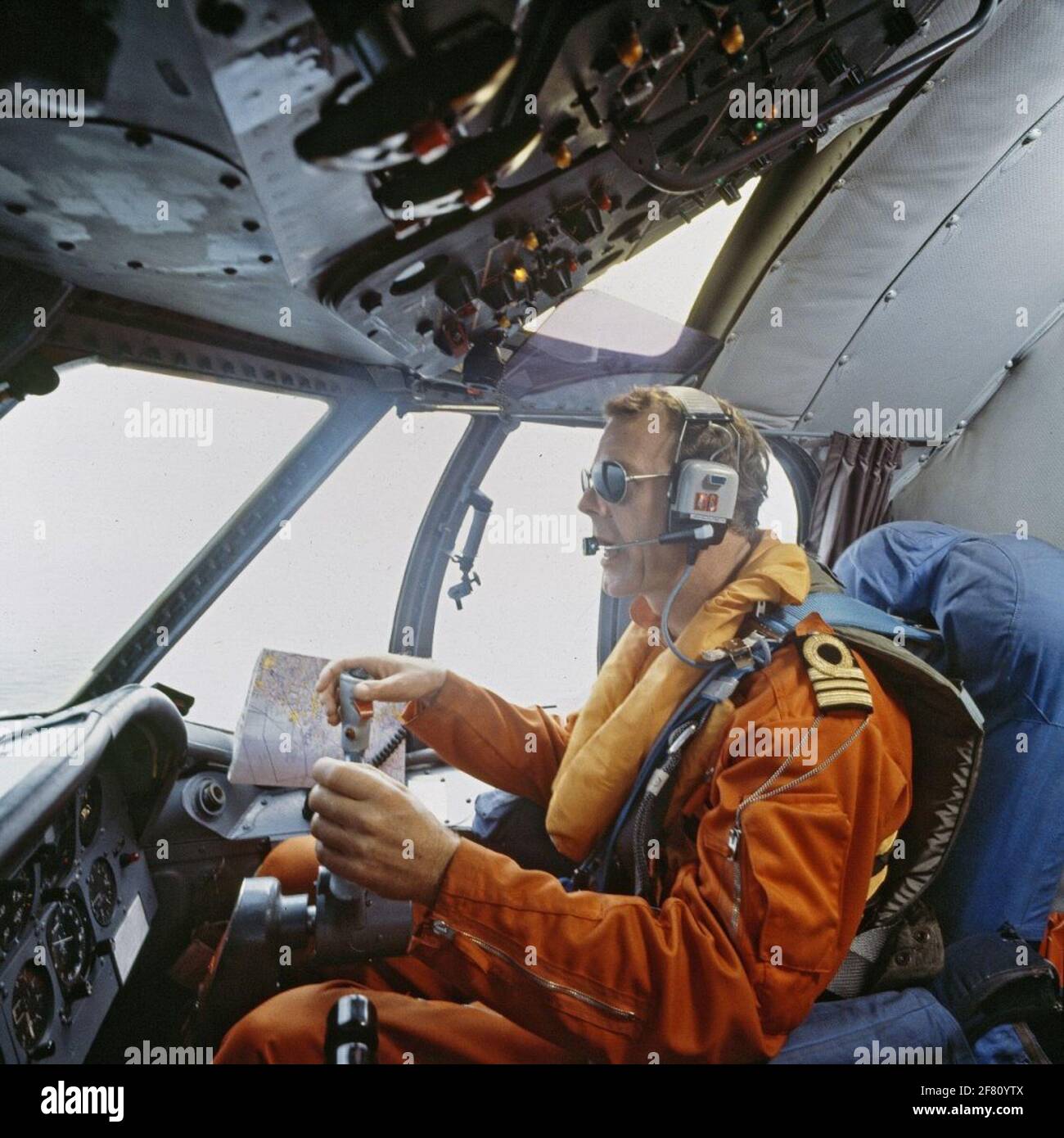 A lieutenant at sea kite of the 1st class in the cockpit of a Breguet ...
