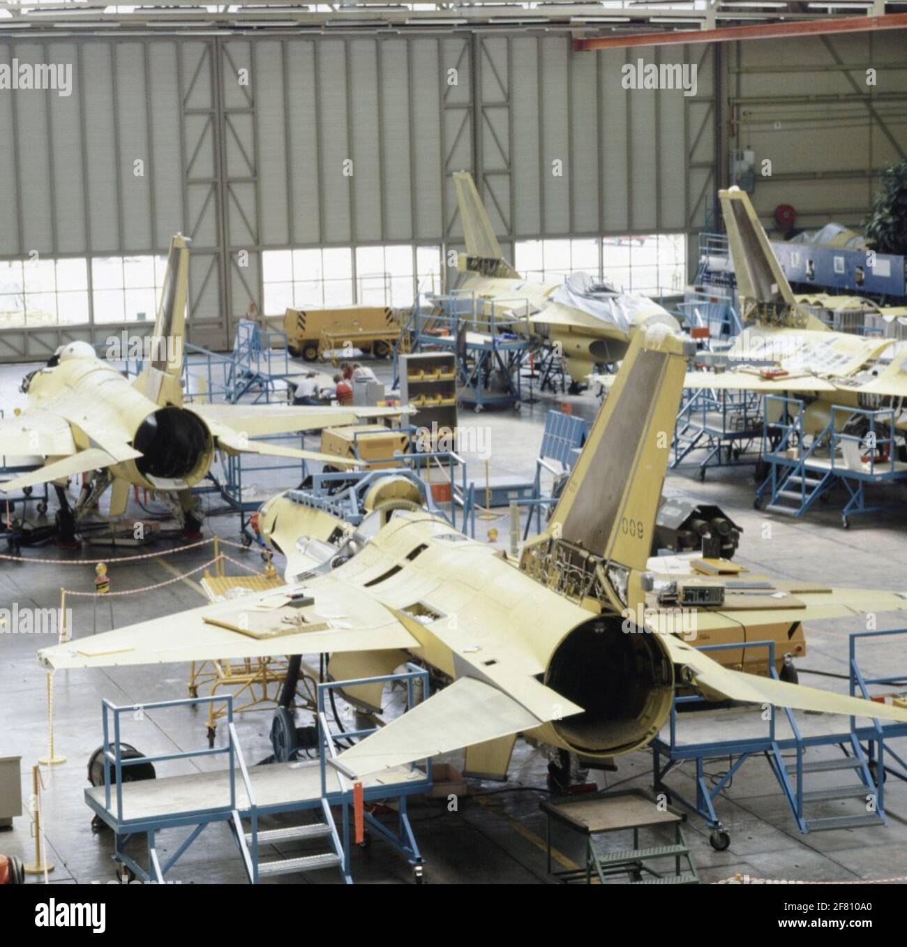 License construction of the General Dynamics F-16 at the Breeder ...