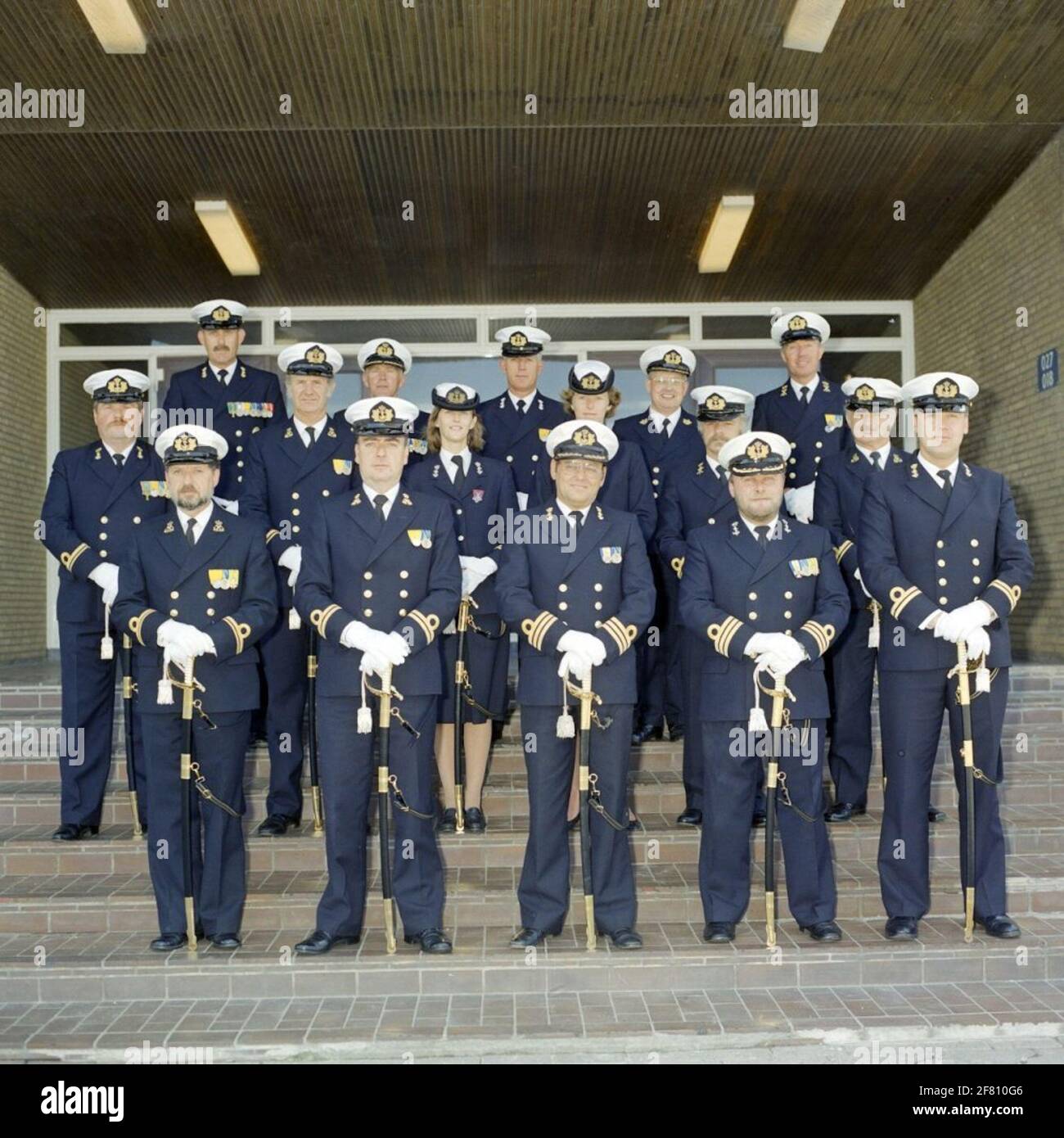 Captain officers naval uniform hi-res stock photography and images - Alamy