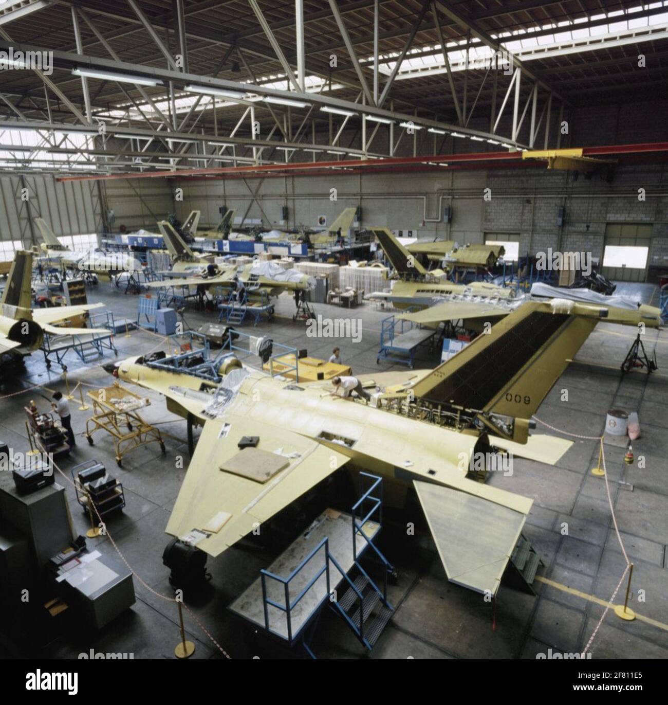 License construction of the General Dynamics F-16 at the Breeder ...