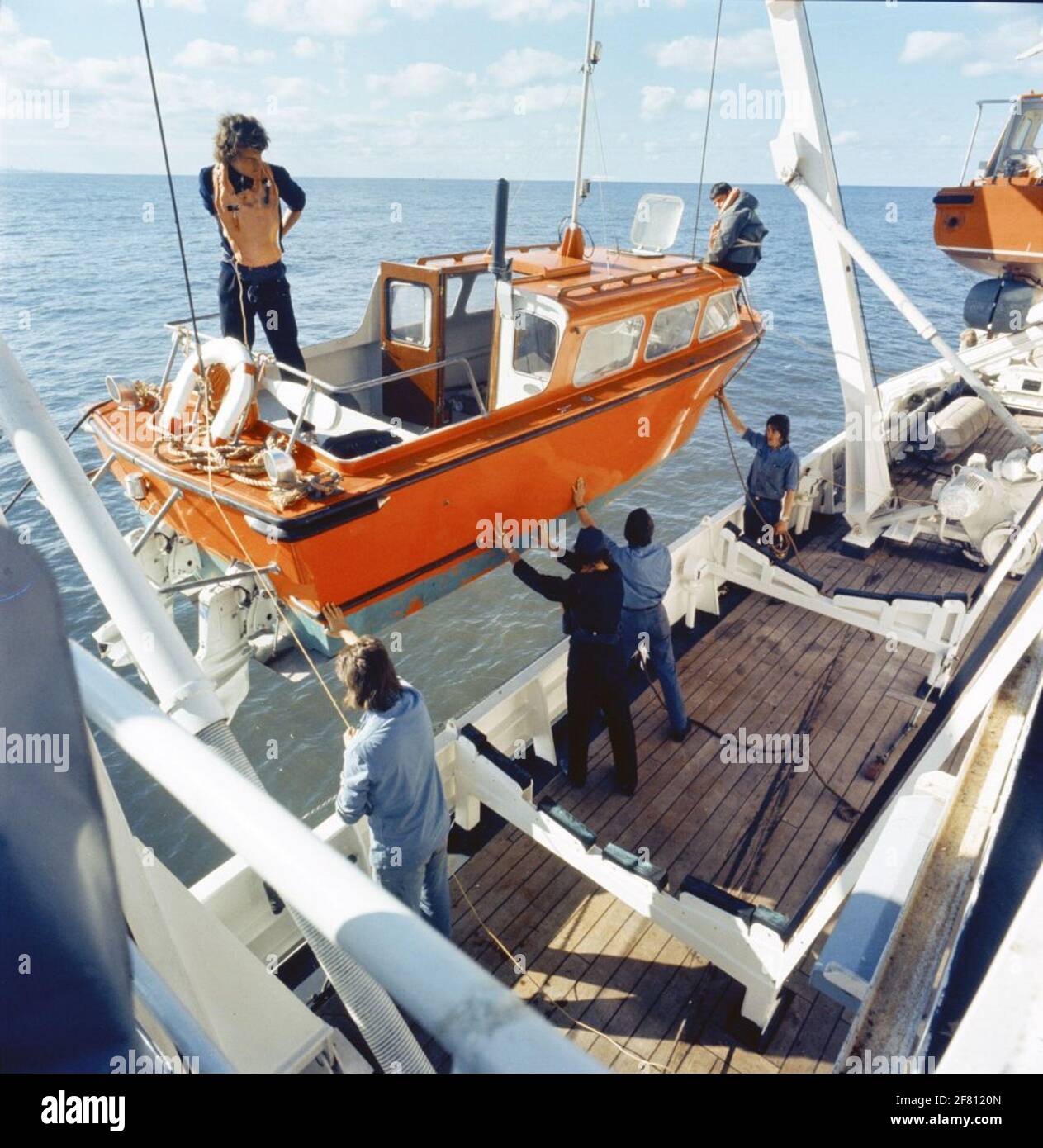 Hr.MS Recipe Viscar Barkas. Buyskes (A 804) is put to water Stock Photo ...