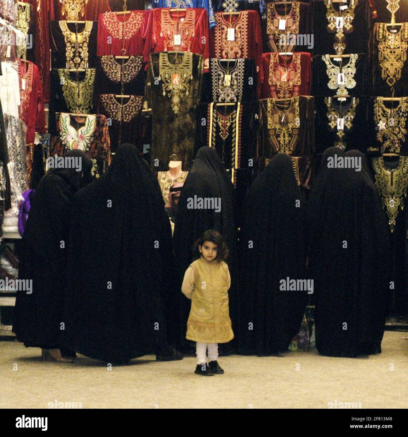 Royal marine iraq hi-res stock photography and images - Alamy