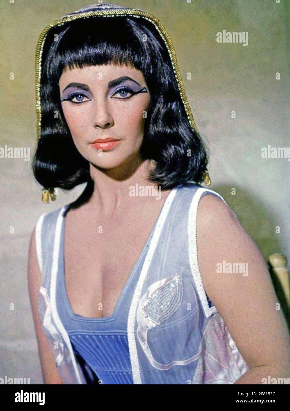 Elizabeth taylor cleopatra century fox hi-res stock photography and ...