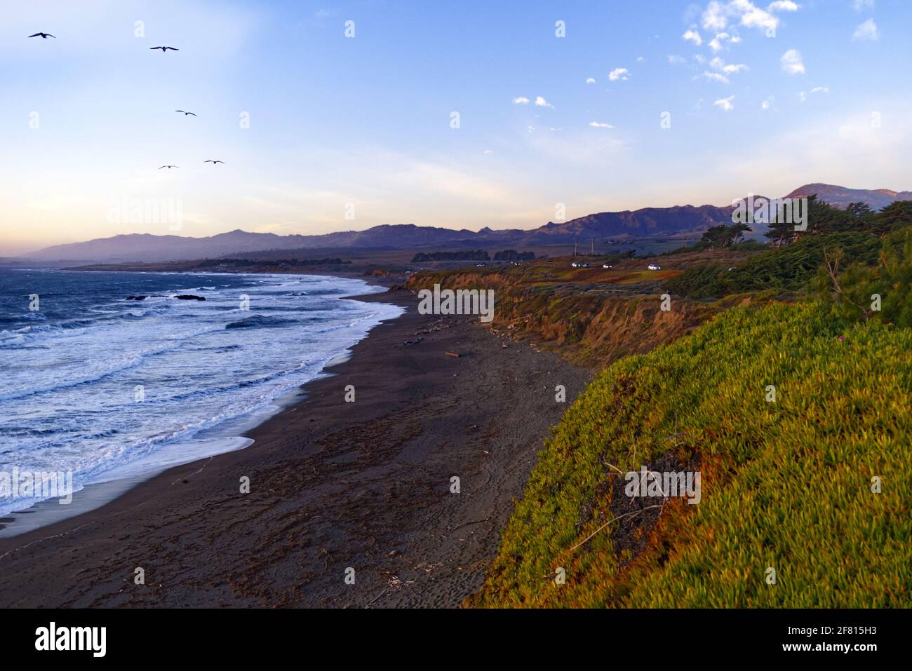 Cambria cliffs hi-res stock photography and images - Alamy