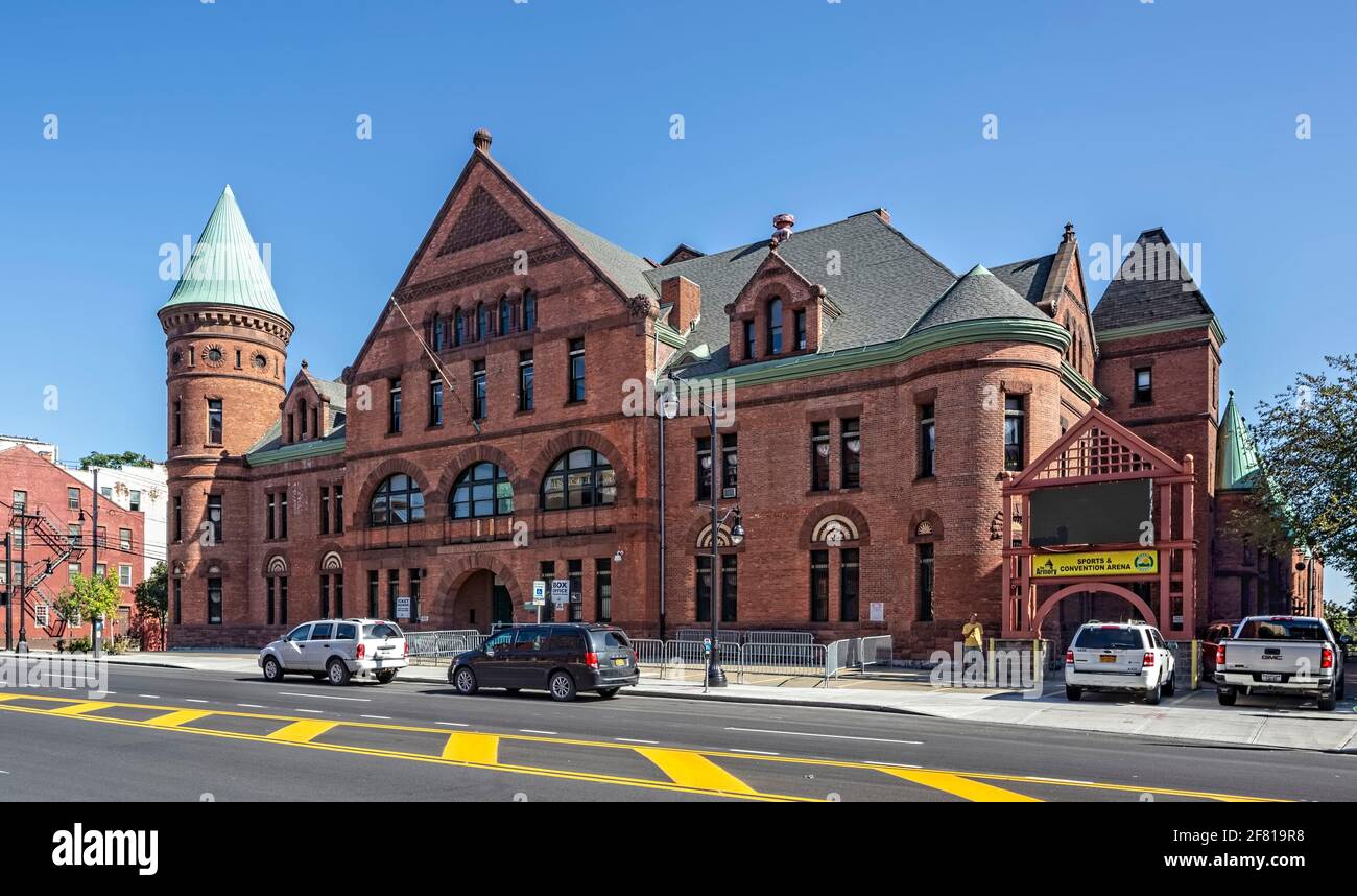 Washington avenue armory hi-res stock photography and images - Alamy