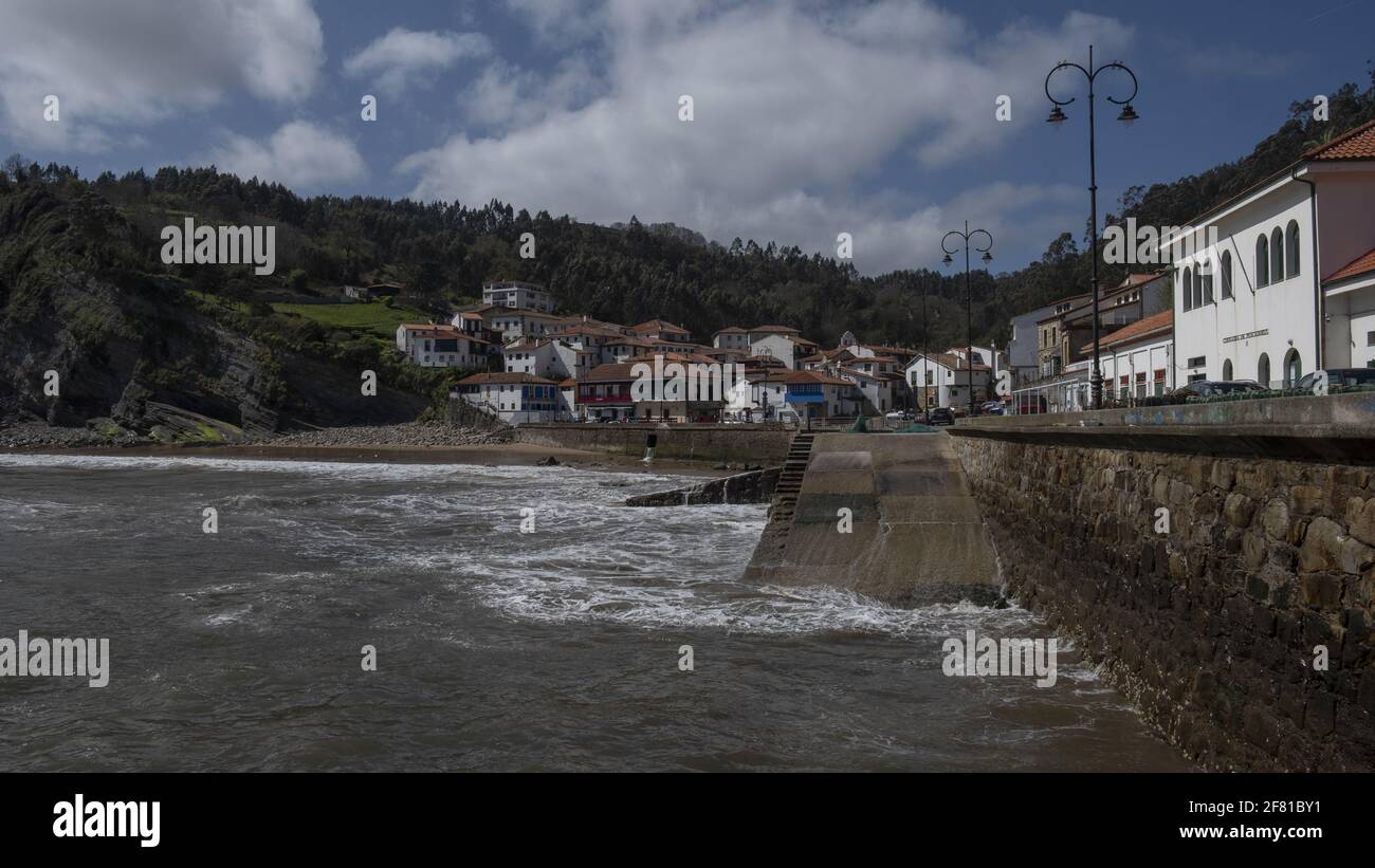 Tazones beach and village hi-res stock photography and images - Alamy