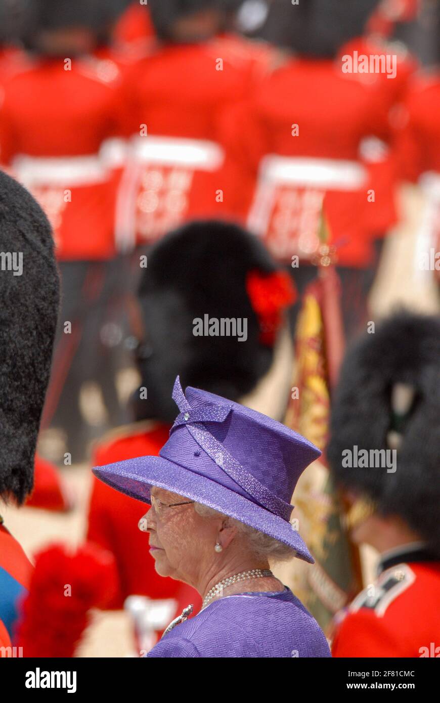 Hrh the queen hi-res stock photography and images - Alamy
