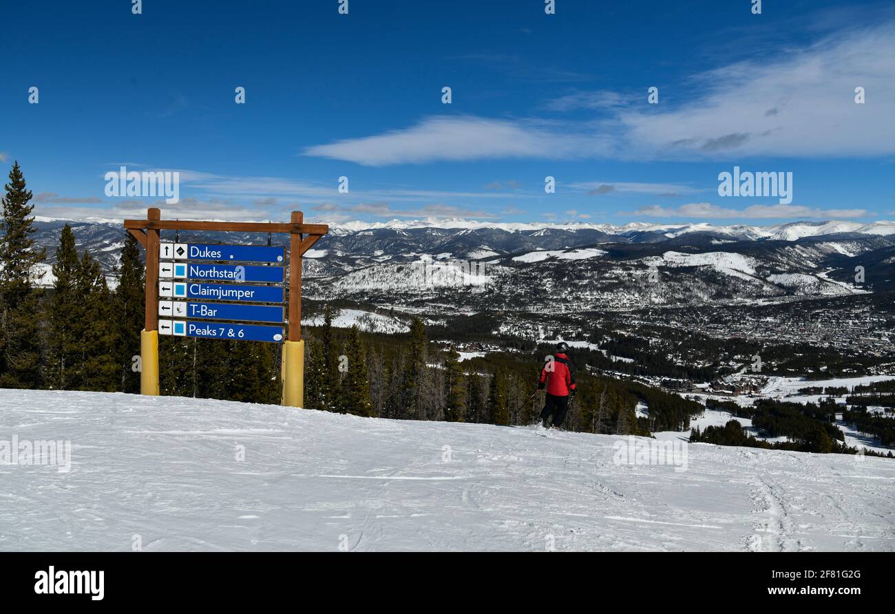 Trail signs and winter panoramic view at Breckenridge Ski resort, CO ...