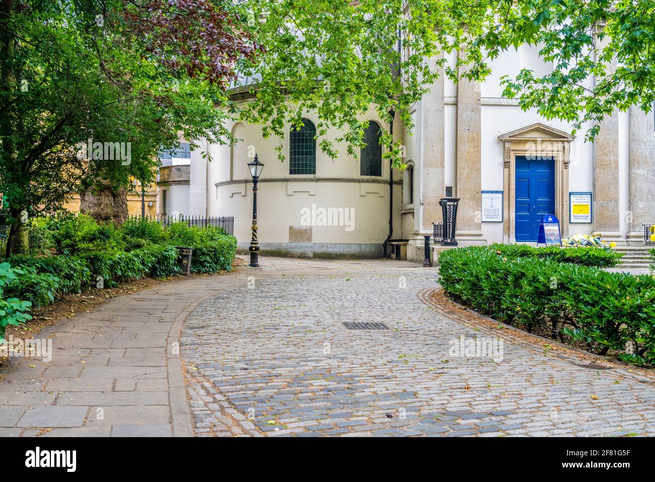 St marylebone parish church hi-res stock photography and images - Alamy
