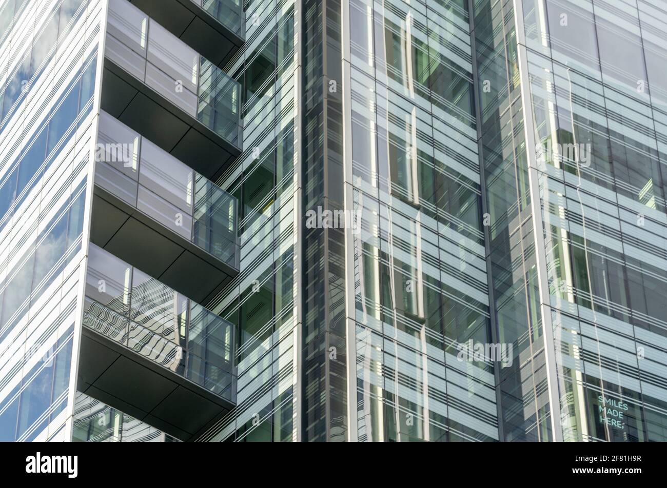 Office building hammersmith london hi-res stock photography and images ...