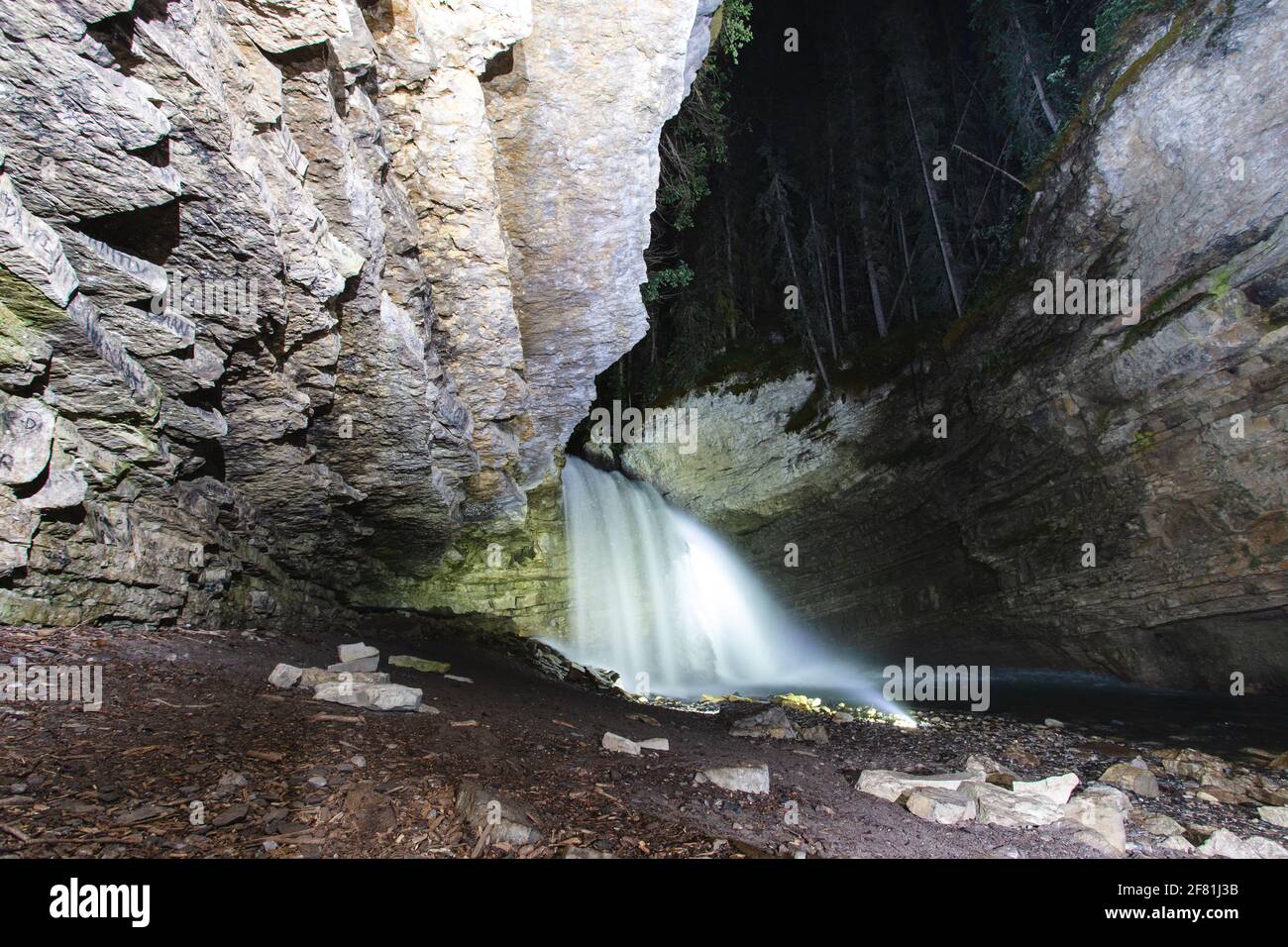 Small fall hi-res stock photography and images - Alamy