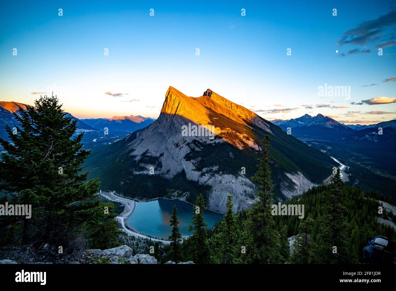 Bottom of mountain to top of mountain hi-res stock photography and ...