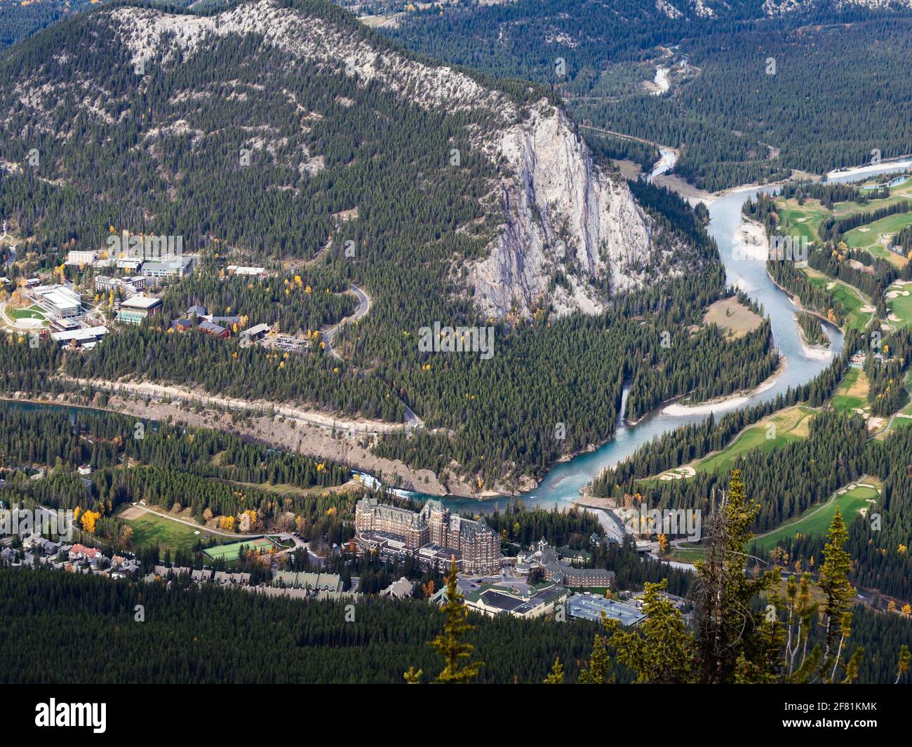 Daylight and small mountains hi-res stock photography and images - Alamy