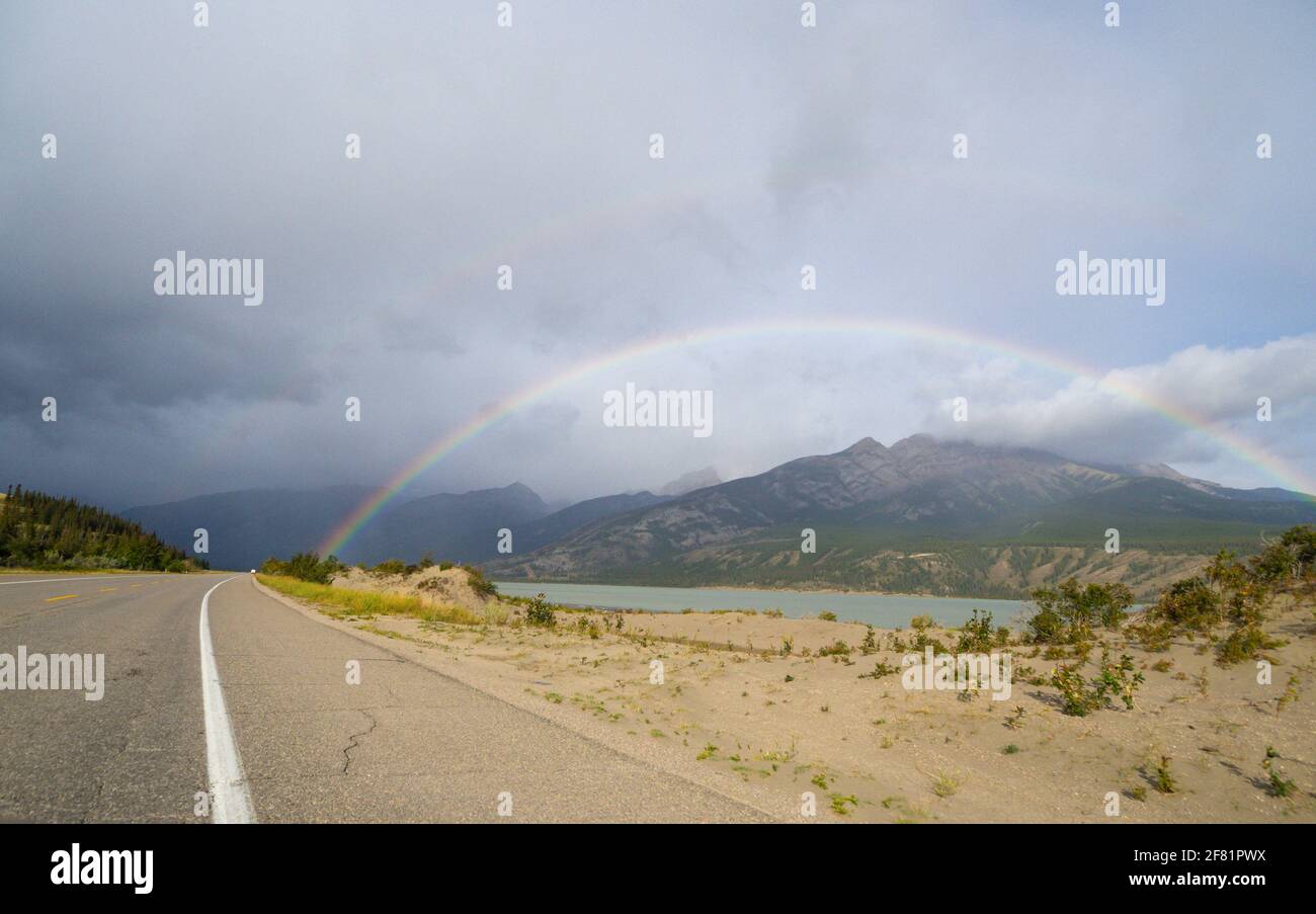 Almost complete stop hi-res stock photography and images - Alamy