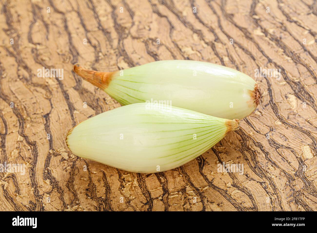 Persian shallot hi-res stock photography and images - Alamy