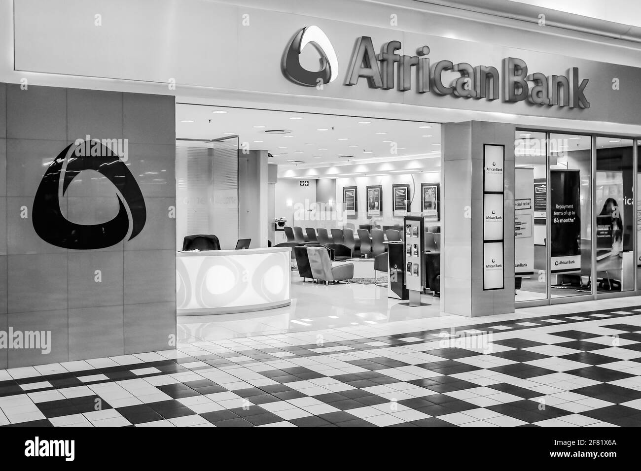 Bank interior customer Black and White Stock Photos & Images - Alamy