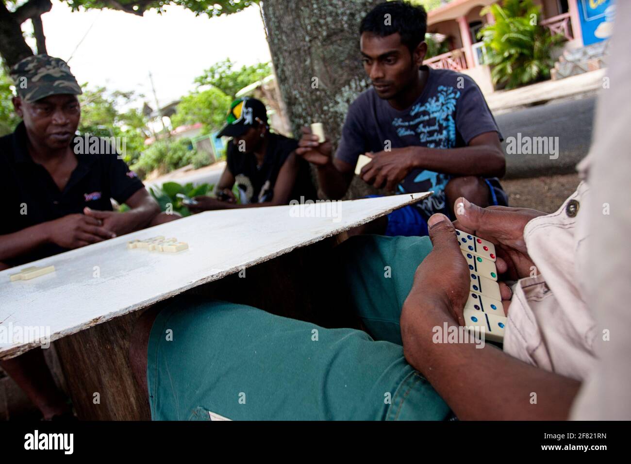 Mauritius island playing hi-res stock photography and images - Alamy