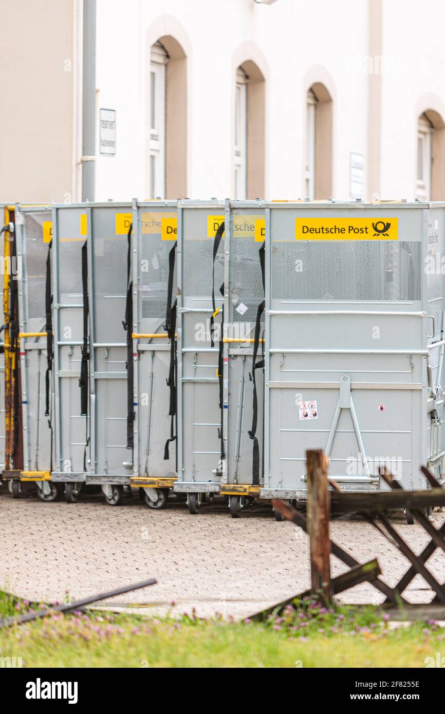 Dhl boxes hi-res stock photography and images - Alamy