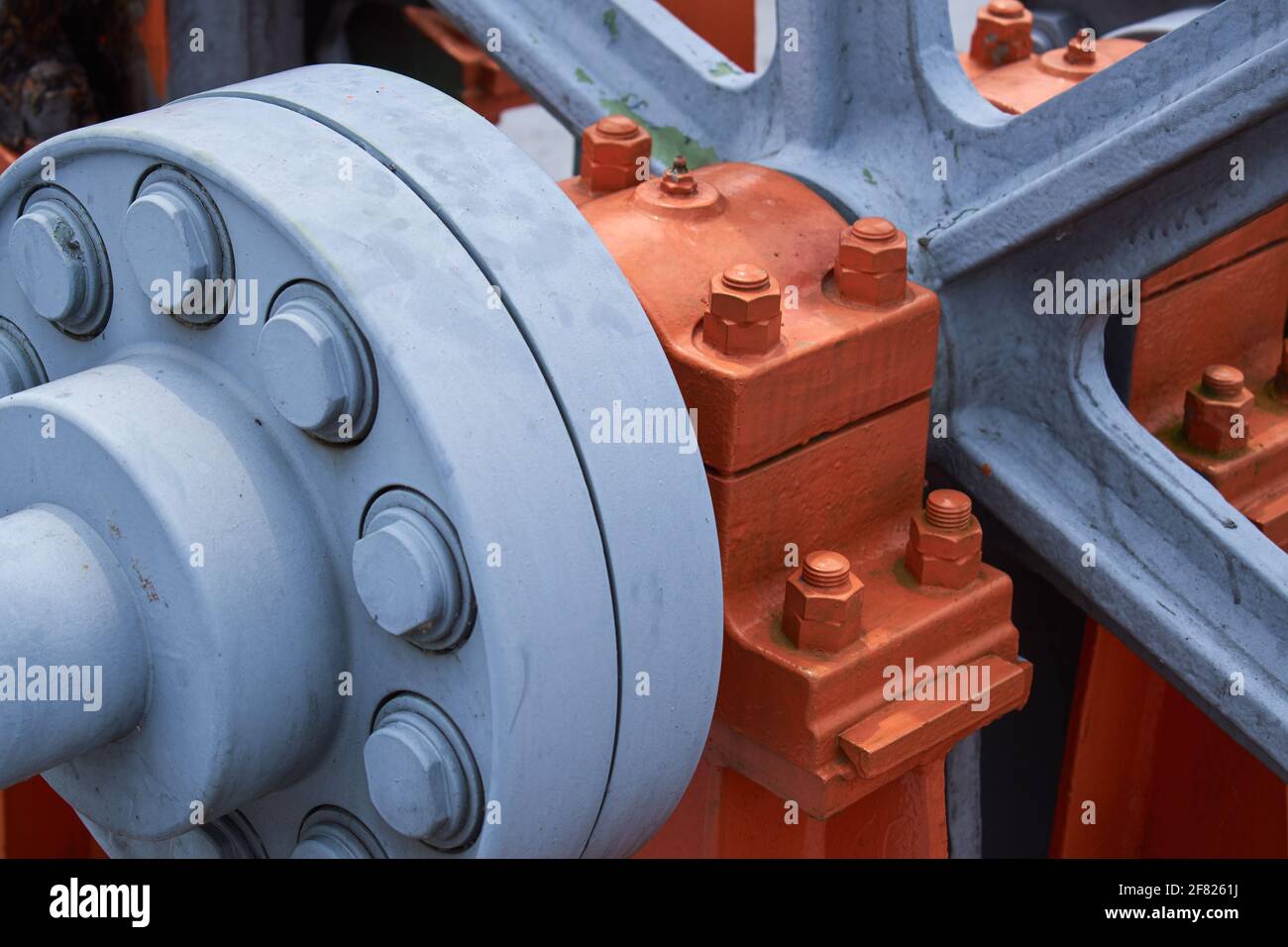 Mechanical part hi-res stock photography and images - Alamy