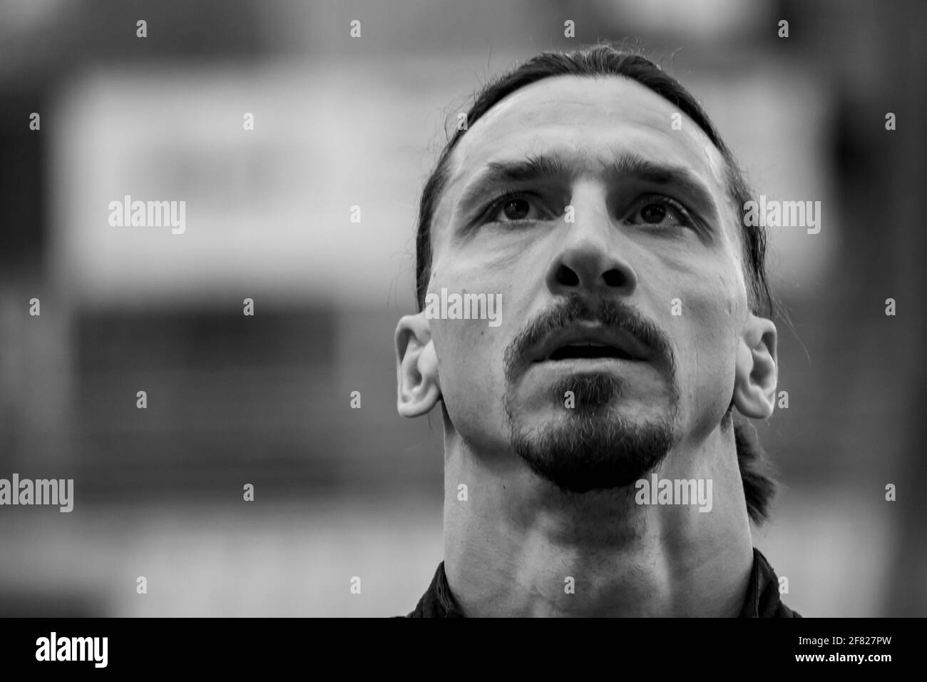 Zlatan ibrahimovic milan Black and White Stock Photos & Images - Alamy
