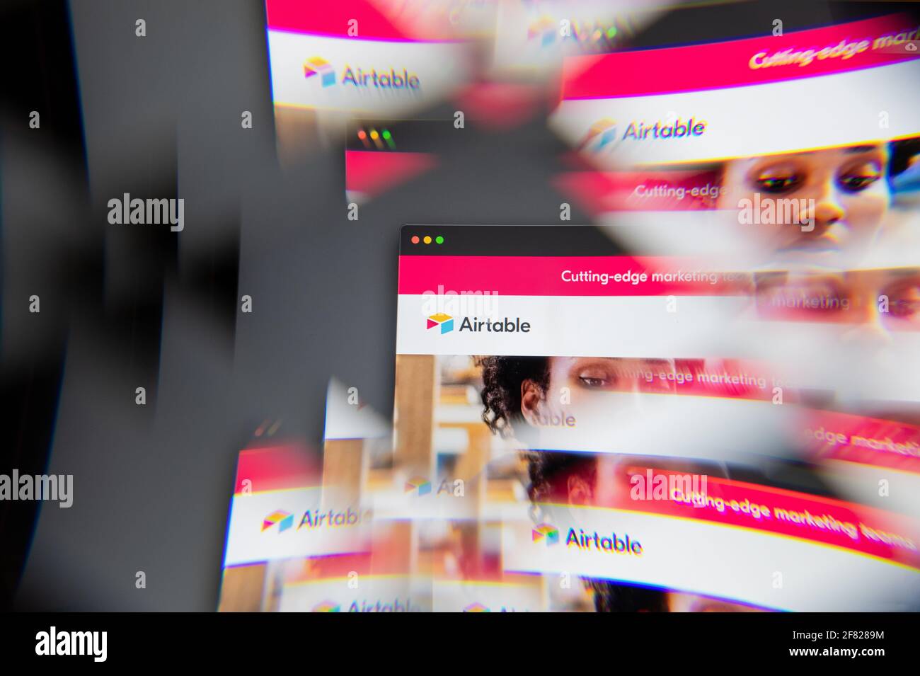 Airtable logo hi-res stock photography and images - Alamy