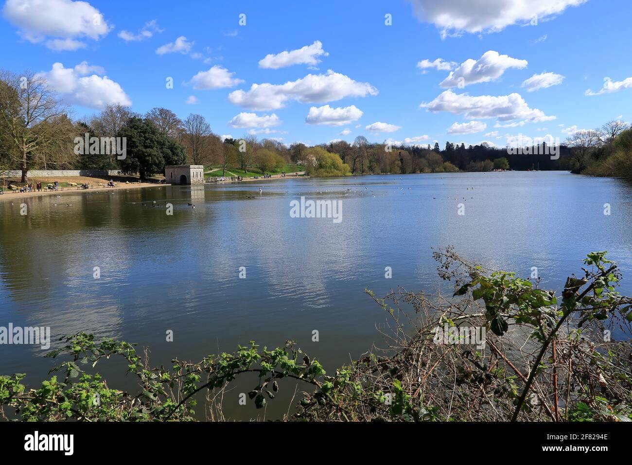 Moat park in maidstone hi-res stock photography and images - Alamy