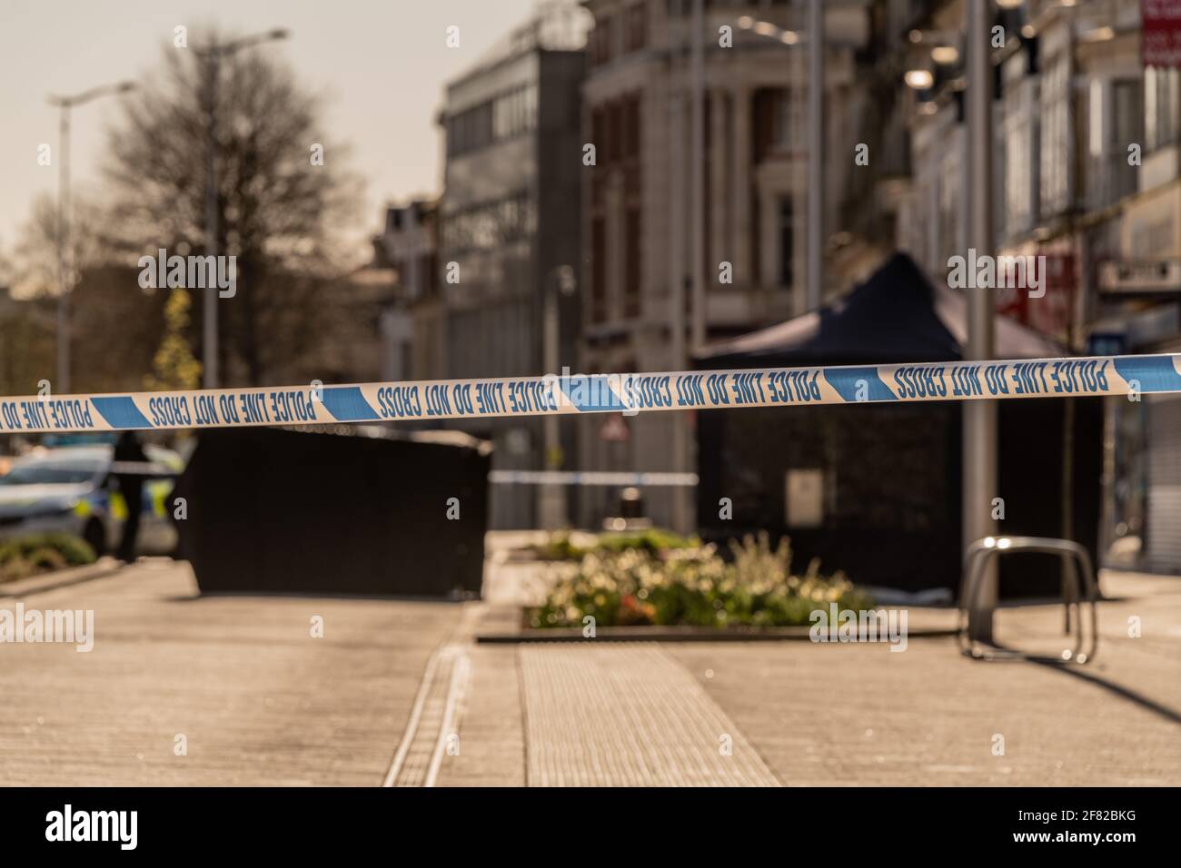 Crime scene cordoned off and incident and forensic investigation Stock ...