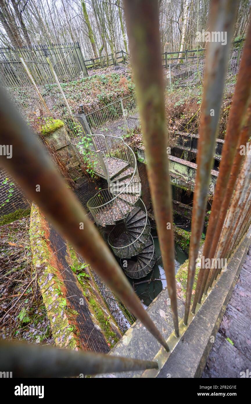 Clifton country park manchester hi-res stock photography and images - Alamy