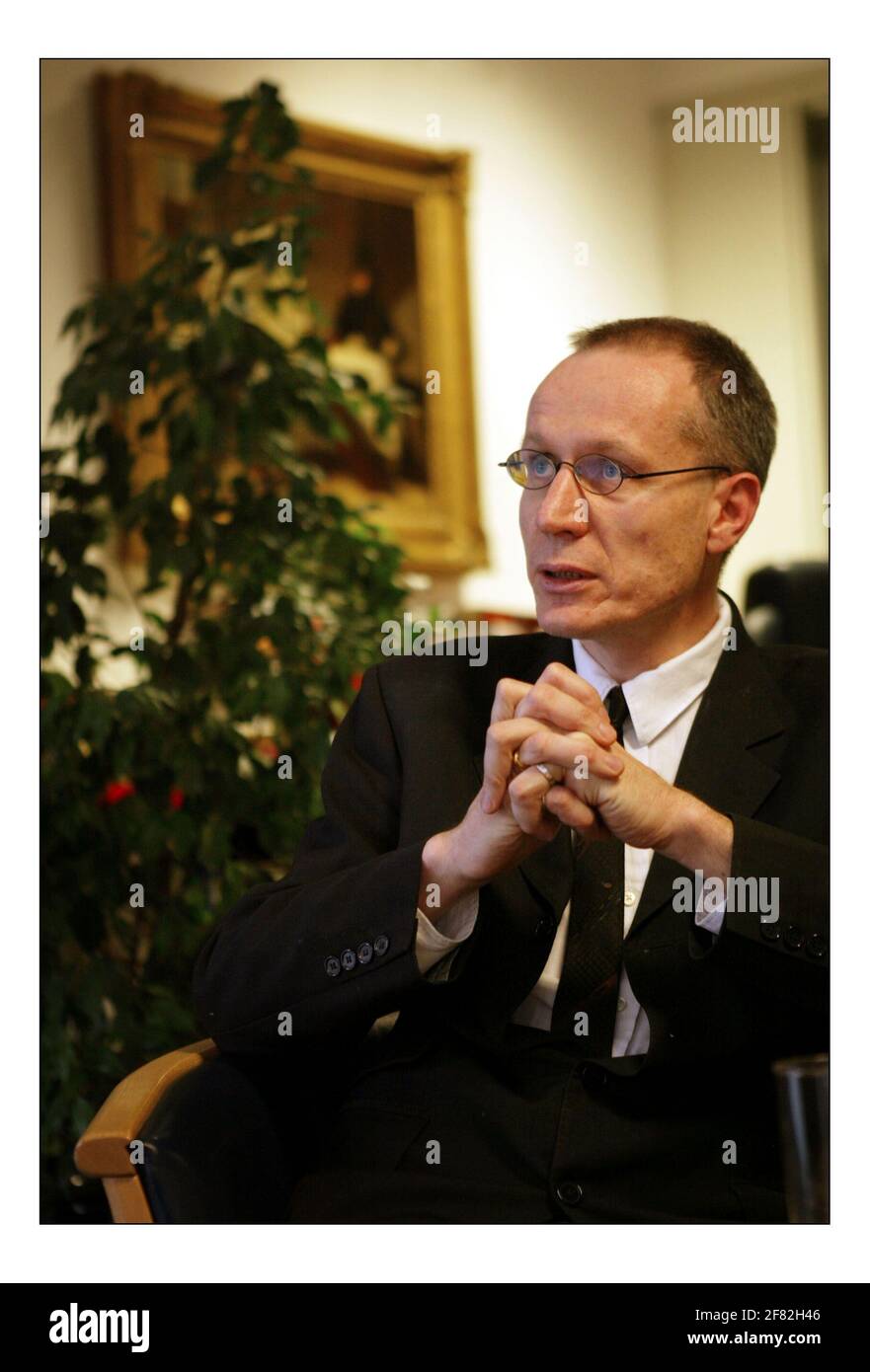 Robert thomson editor Cut Out Stock Images & Pictures - Alamy